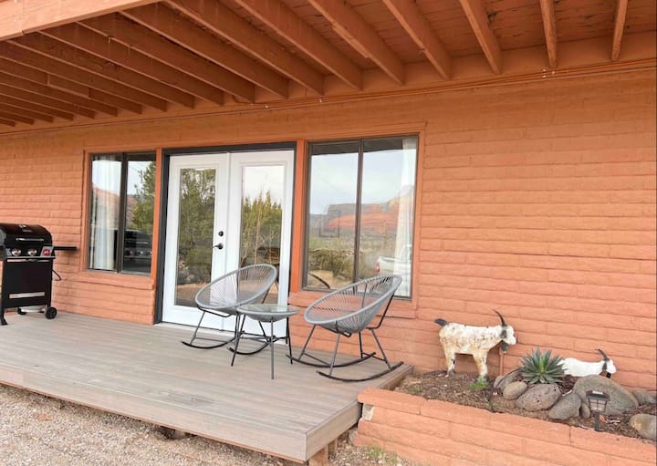 Incredible Views W/the Perfect Location In Sedona! - Sedona, AZ