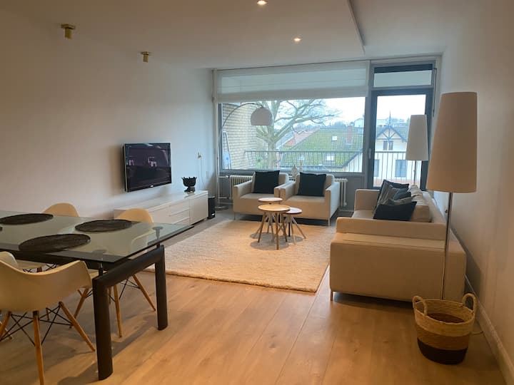 Bruno Residence Min 7 Nights - 힐베르쉼