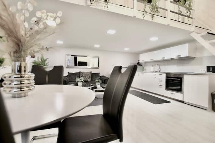 Premium Apartment By Hi5- Close To Parliament - Budapest