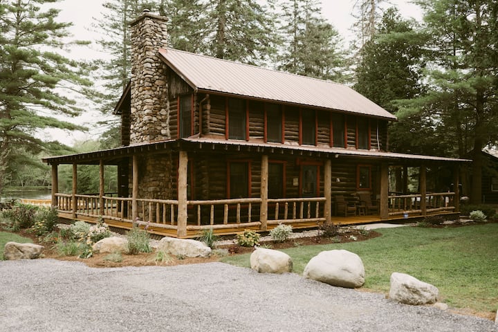 Schroon 4 Cabin River Retreat - アディロンダック, NY