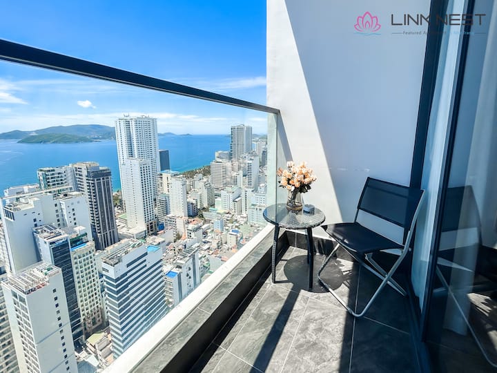 Virgo Hotel Apt •2br • Direct Sea View • Free Pool - Vietnam