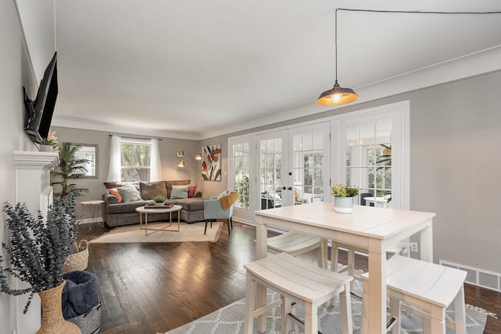 Stunning Home Heart Of Midland! - 미들랜드
