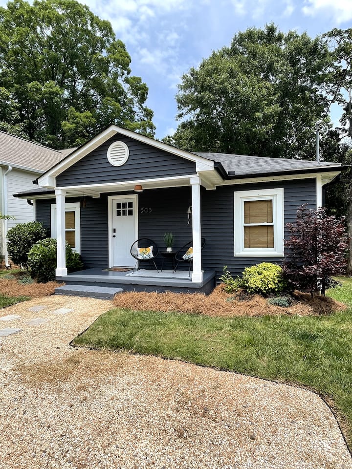 Bungalow Blu - Belmont, NC