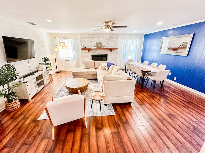Spacious Ranch, Fenced Yard, Close To Sav & Tybee! - Savannah, GA