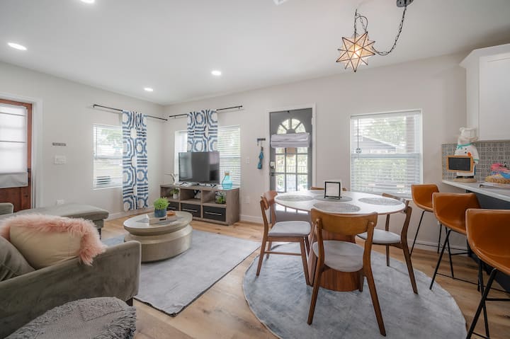 Casablanca In The Hghts-hot Tub Bikes Chill Vibes - Hillsborough County, FL