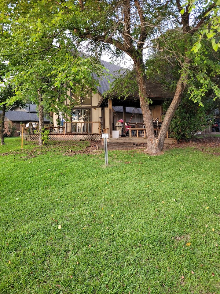Lakefront 3bd, 2 Ba; Boat Dock - Eufaula, OK