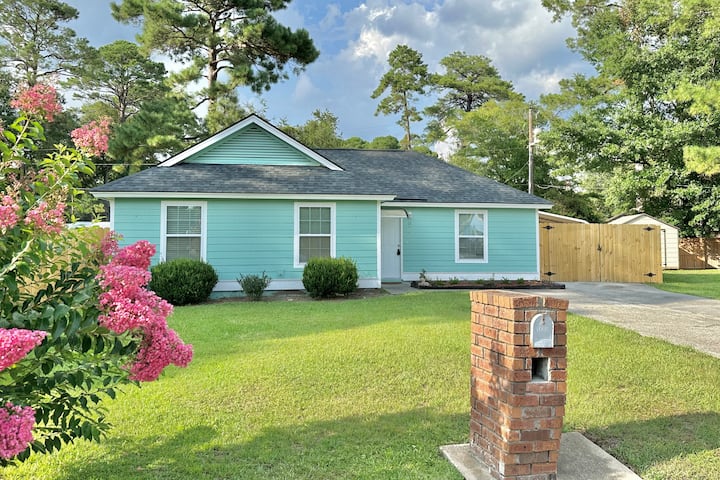 Tropical Funky Oasis- Near Downtown. Dog Friendly - Skidaway Island, GA