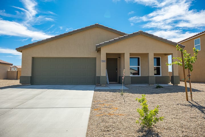 Quiet Get-away Vacation Home In Fort Mohave - Fort Mohave, AZ
