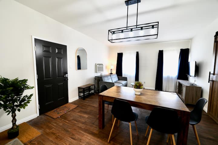 Charming Guesthouse 2br+1ba, Dtla, Hollywood - アルハンブラ, CA