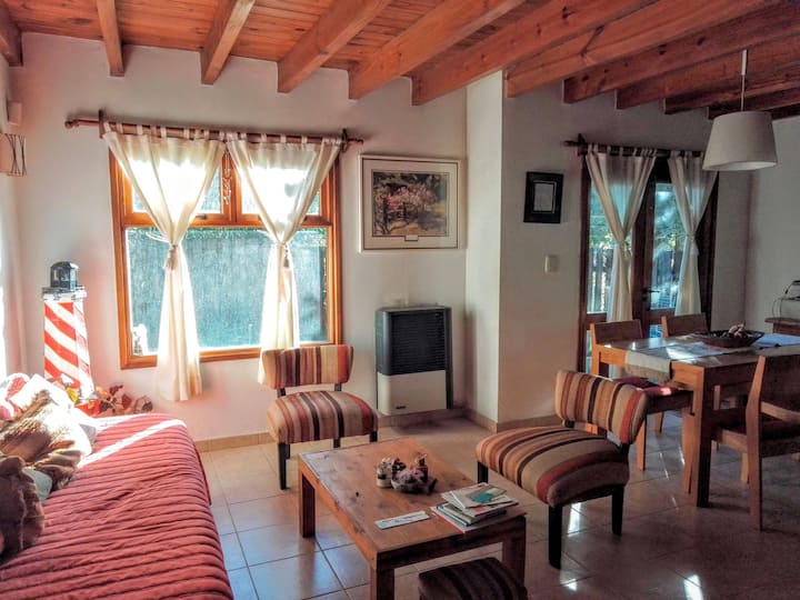 Habitación En Cómoda Cabaña Céntrica Con Vista - San Martin de los Andes
