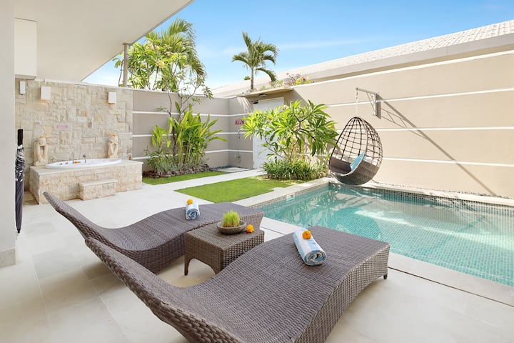 Coastal Love Nest: Romantic 1bd Villa, Near Beach! - Seminyak