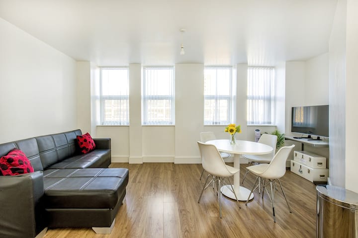Beautiful 2br, 20mins To London - 에식스