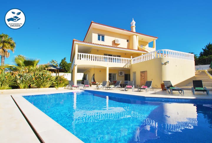 Villa W/ Bbq And Pool In Albufeira - Albufeira