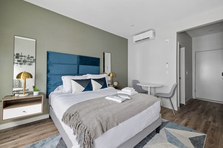 Contemporary Studio For Work & Play - Middletown, NY