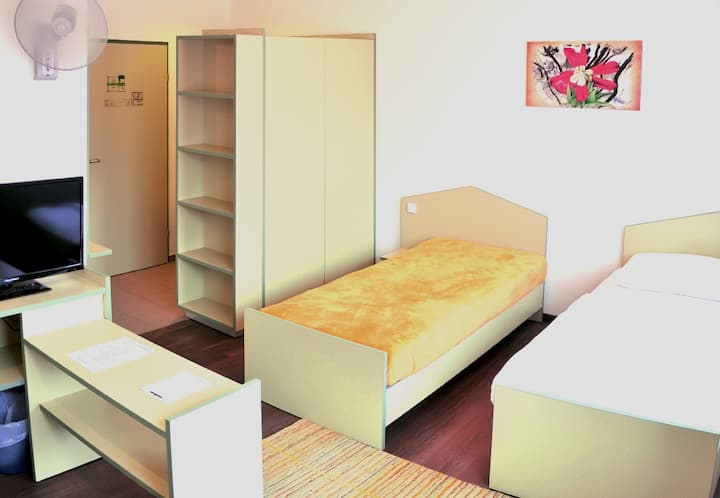 Doppelzimmer Mit Eigenem Bad - Wiener Neustadt