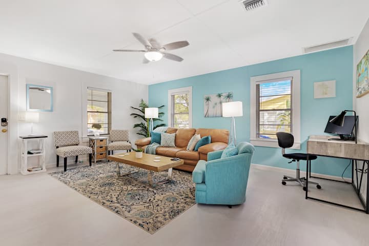 Heated Pool, 5min->beach, Games, Jettub,  King Bed - Pompano Beach, FL