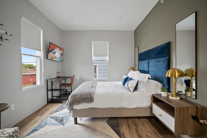 Compact Studio Suite Couples Or Solo Travelers - Middletown, NY