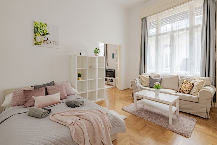 Vintage Two Room Home Next To Central Market Hall - Budapest
