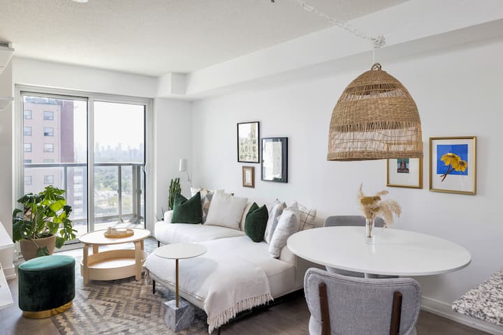 Bohemian 1 Bed. Apt On Dupont - Toronto