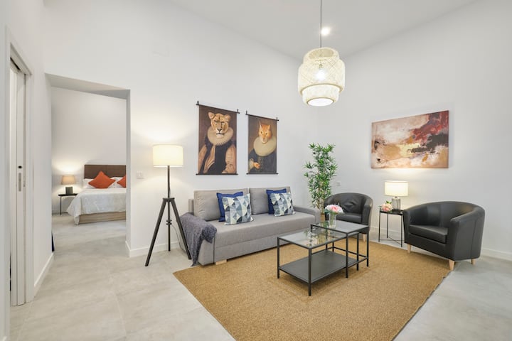 Amazing New Central Apt - Madrid