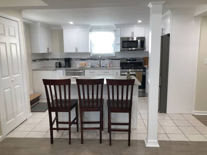 Winter Special $275/nt
Perfect 2 Bd Beachside Apt - Long Beach, NY