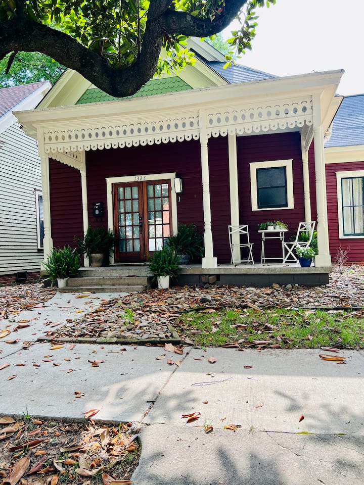 The Historic Cumberland Magnolia - Little Rock, AR