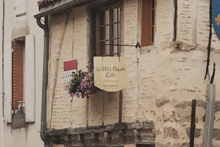 Petite Maison Médiévale - Parthenay
