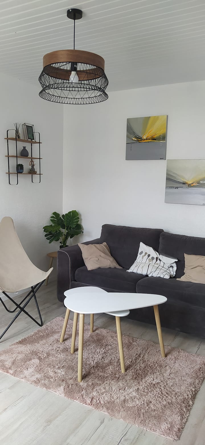 Appartement F2 Refait A Neuf. - Octeville-sur-Mer