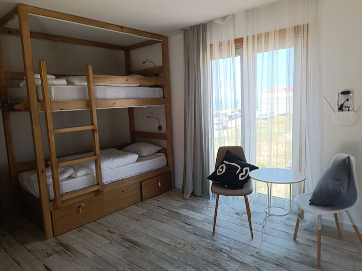 Shared Room On The Beach Air/c And Sea View - Apúlia