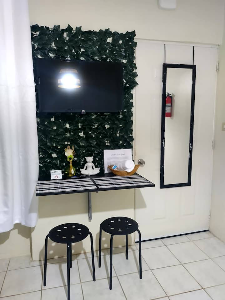 Boricua 3 | Cozy Eco-stay W/ Wifi + A/c - Guanica