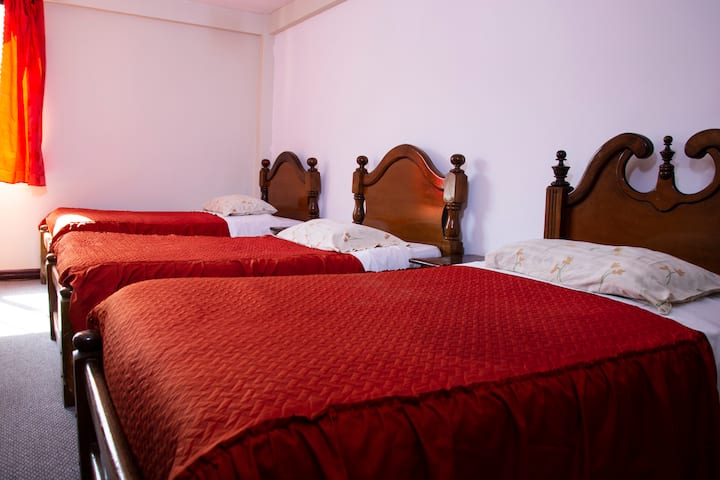 4 Personas Baño Privado Centro - La Paz