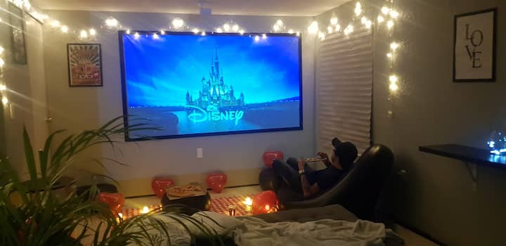 Private Cinema In A Luxury Home With Fast Wi-fi - Pachuca