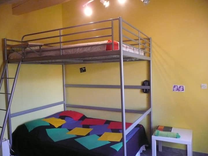 Chambre Dans Village Lit Mezzanine - Givors