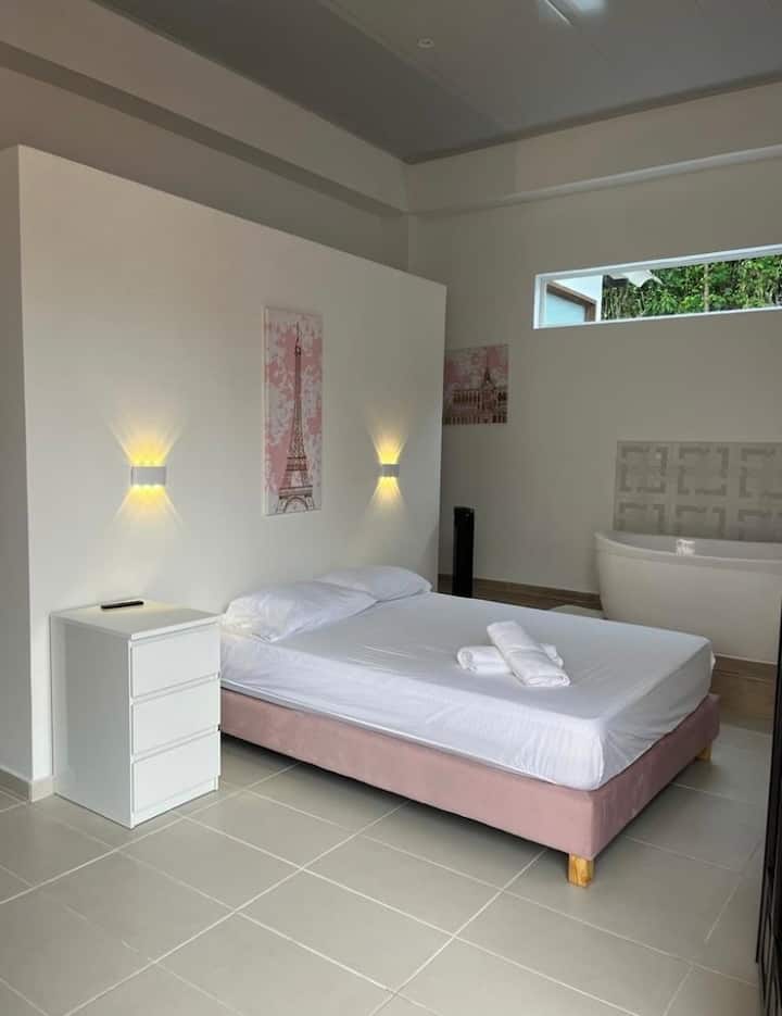 Hermosa Habitación Doble - La Mesa