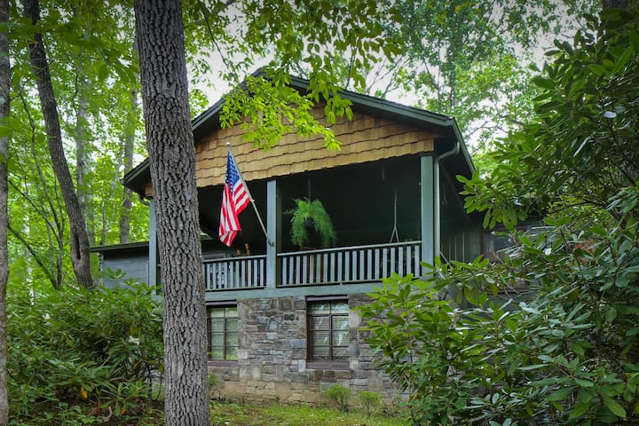 Wyck Road Cottage In Montreat - Black Mountain, NC