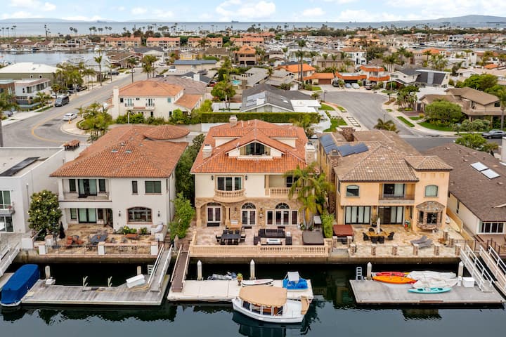 Huntington Harbour Waterfront Home - Huntington Beach