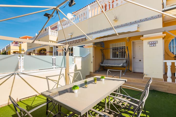 Magnífico Dúplex Con Piscina - Cabo Roig