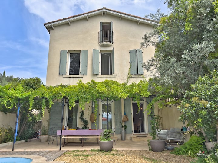 Bastide Avec Piscine Dans Collines De Provence - Gémenos