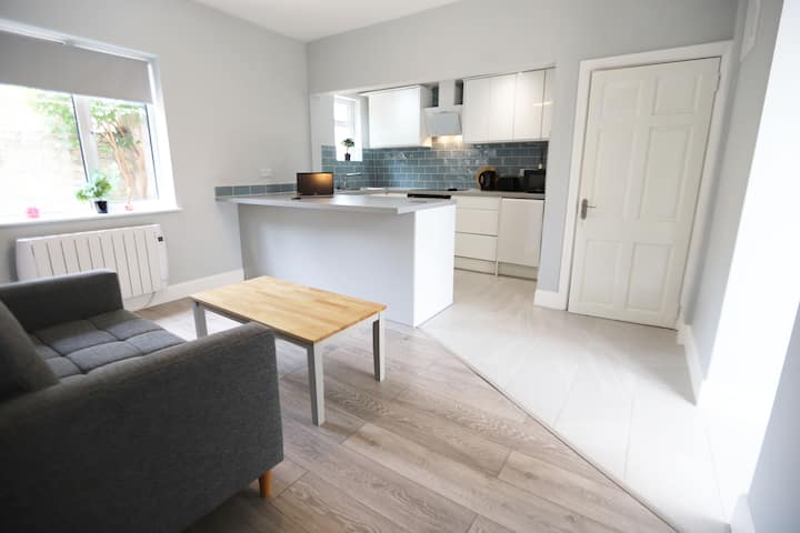 Peaceful And New 1 Bed Condo - 都柏林
