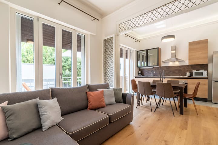 Il Fiorino Di Santa Croce - Florence