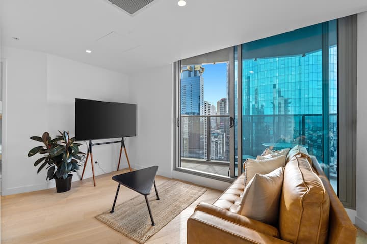 2br 2 Bath, Southbank, City View, Lvl 31 - St Kilda