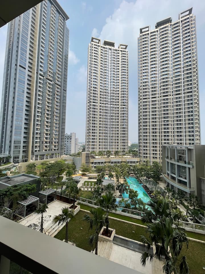 17g Cozy 1br Suite Poolview Fits 4 Netflix - Jakarta