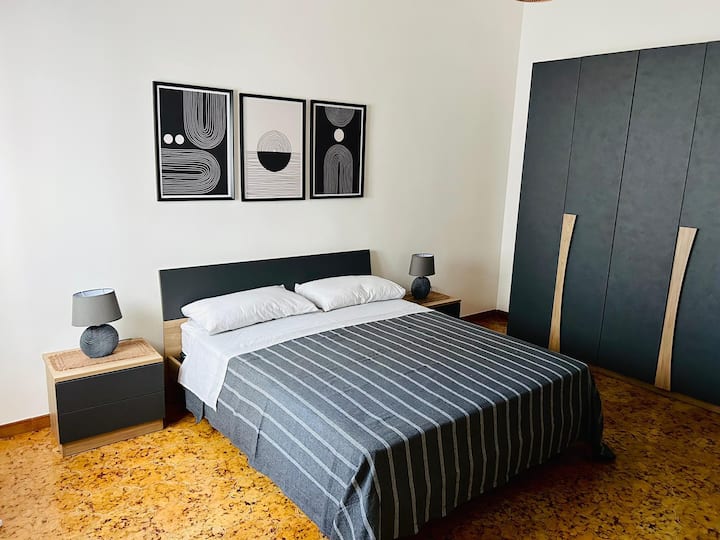 | 100m Mare | Nirvana Holiday Home | - Torre Lapillo