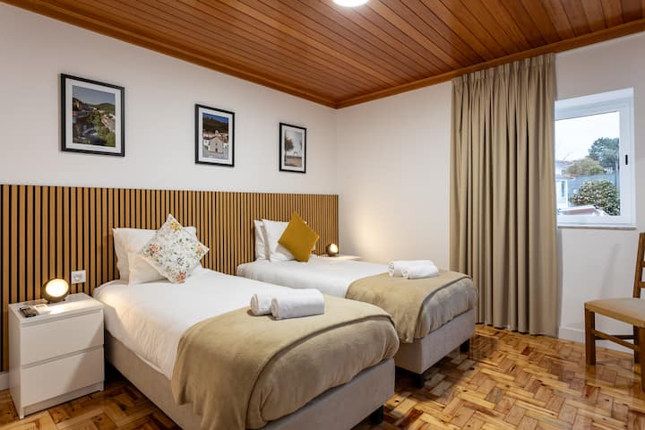 Quarto Twin-2 Camas Individuais - Branca