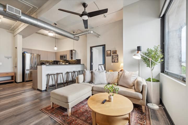 Rooftop, Gym, Rooftop, Game Room|chestnut Apt - Philadelphia