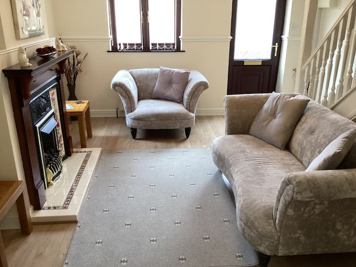 Brookside Retreat, Dog Friendly - Haddon Hall