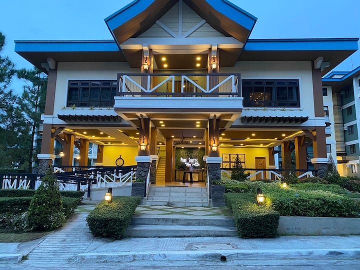 Pine Suites Tagaytay Staycation2 With Free Parking - Tagaytay