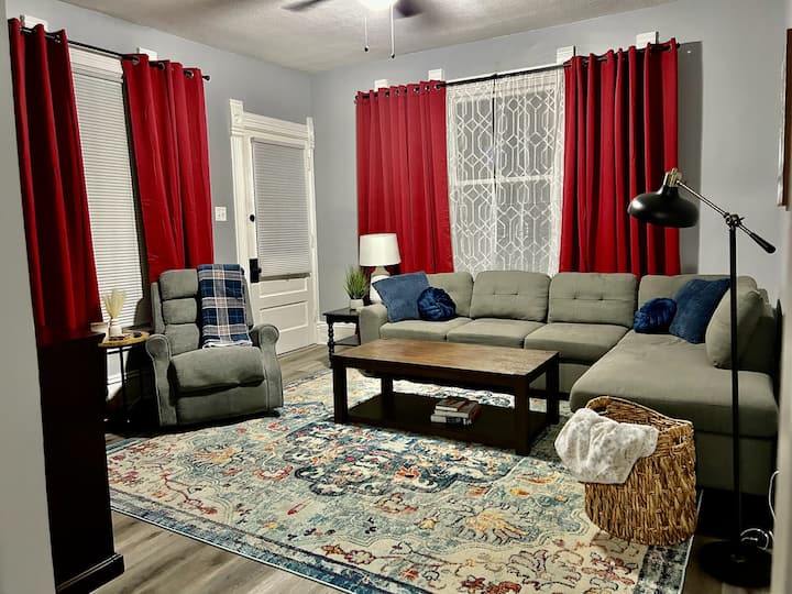 Modern Comfort In Downtown Mansfield - Mansfield, OH