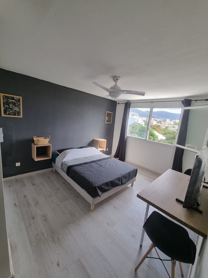 Le Lumineux - Saint-Denis, La Réunion