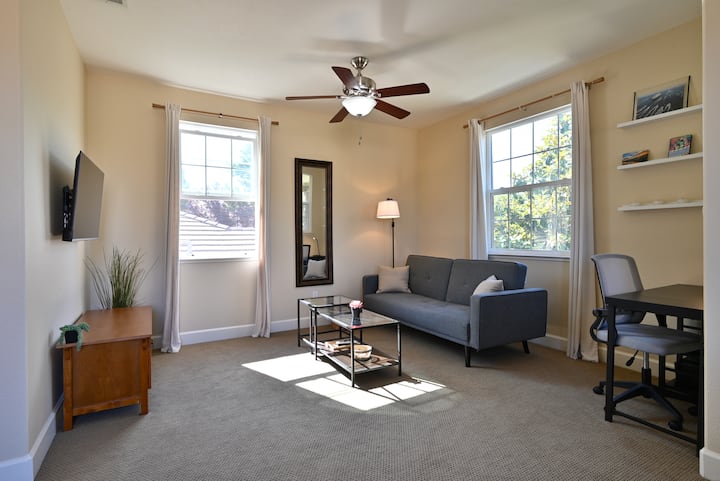 Guest House In Safe Neighborhood - West Sacramento, CA